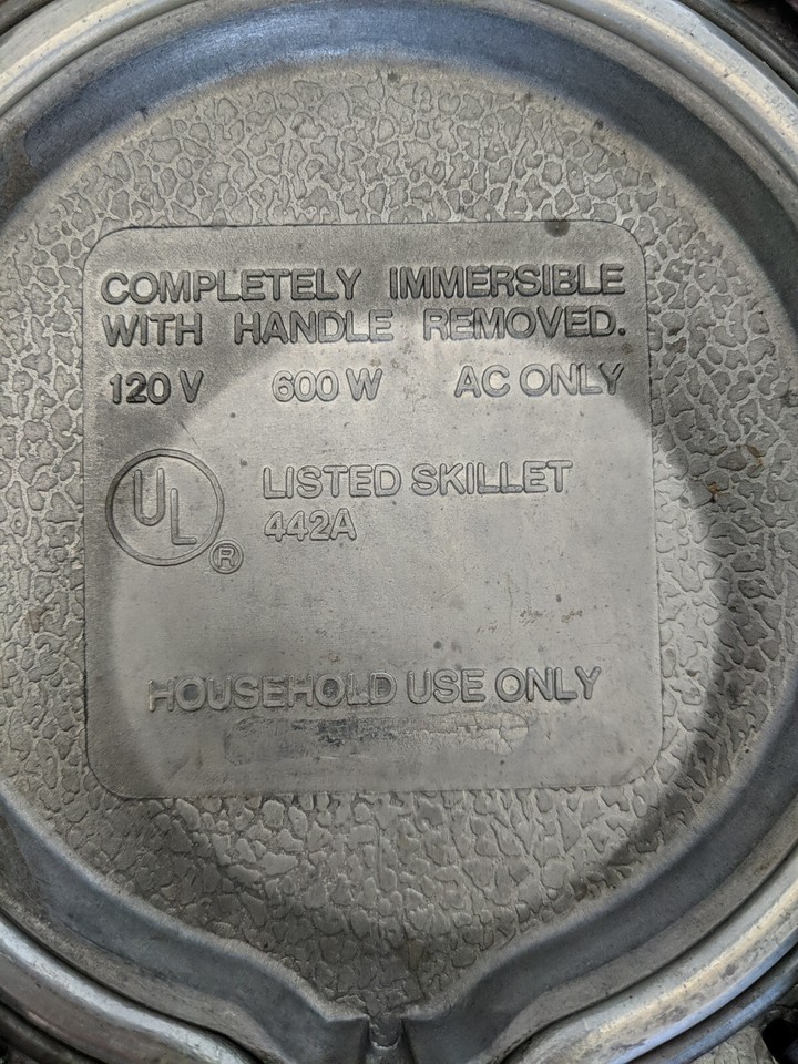 Toastmaster Handi-Pan Model 802 Electric Skillet w/Lid - Controlled ...