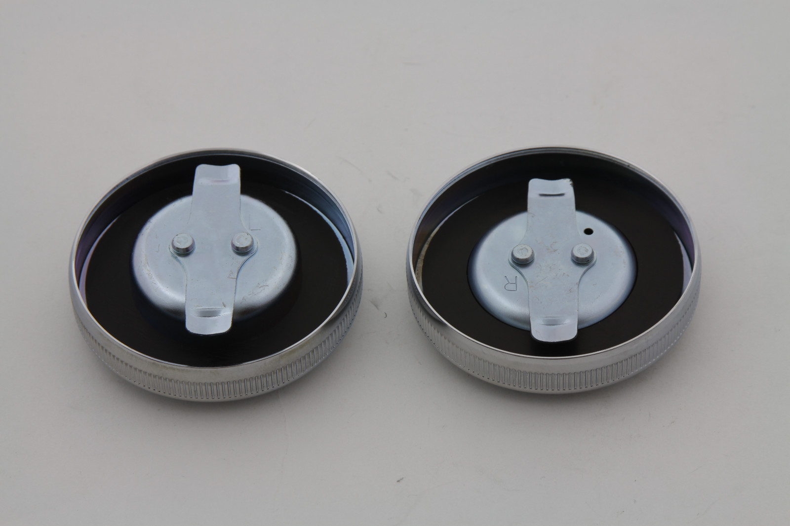 Stock Style Gas Cap Set Vented & Non-Vented Shovelhead Rigid 74” 4 ...