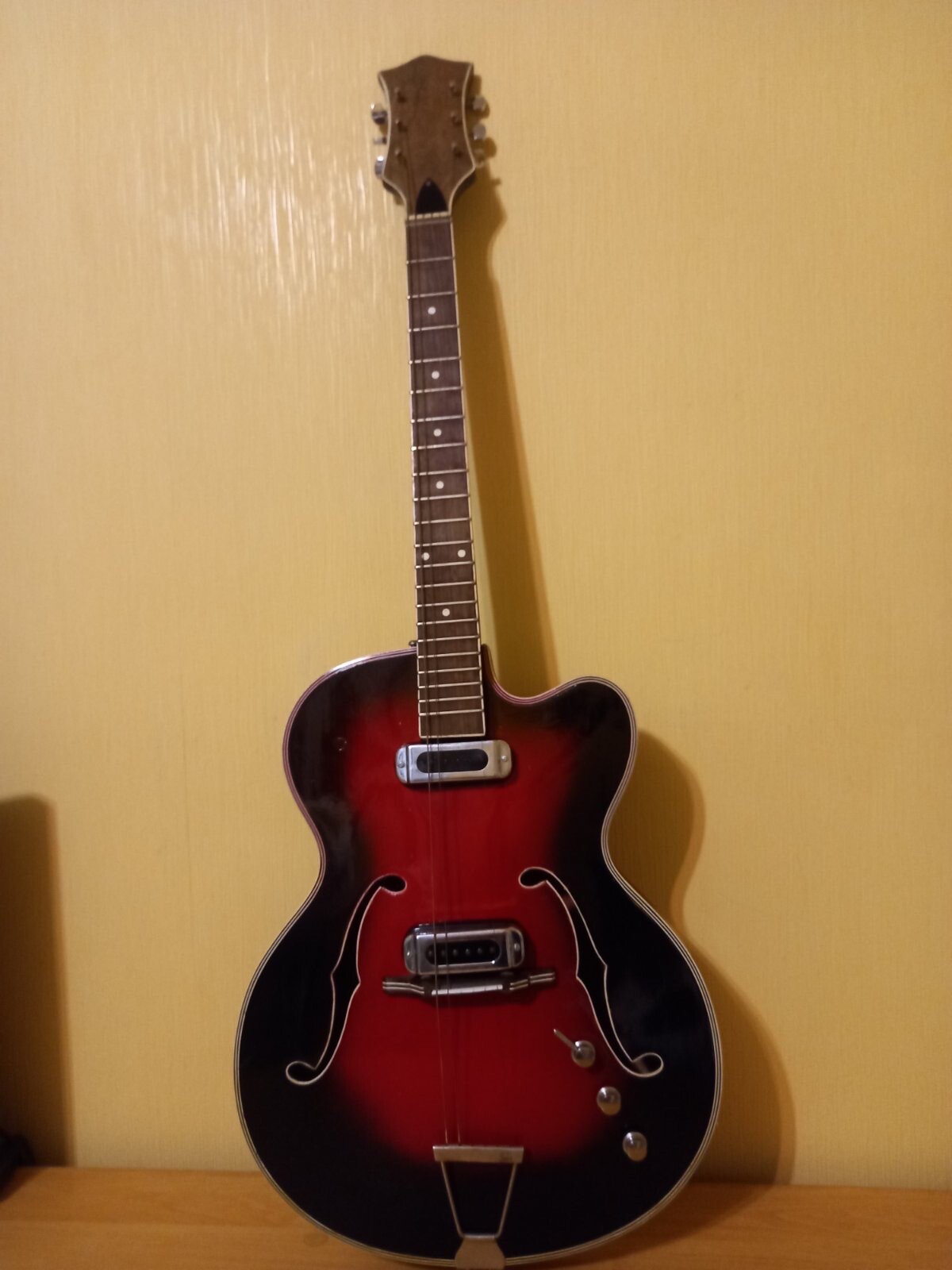 MUSIMA 1655 ELECTRIC GUITAR GDR GERMANY 6 STRING VINTAGE AND RARE | eBay.de