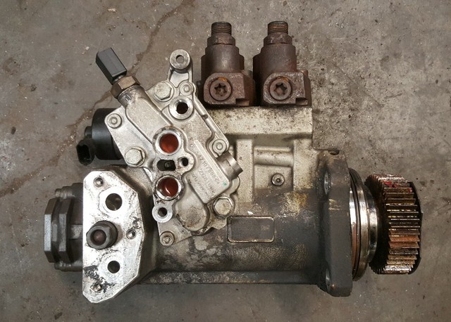 Detroit Dd15 High Pressure Fuel Injection Pump A4700900850 0445020190-d ...
