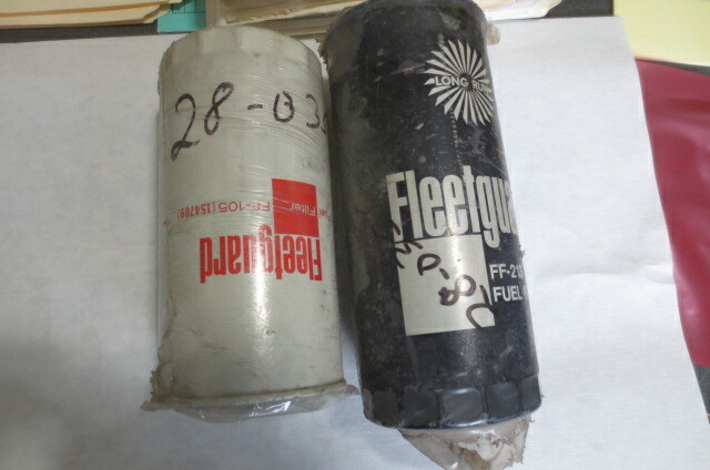 FLEETGUARD FF213 - Fuel filter cross reference