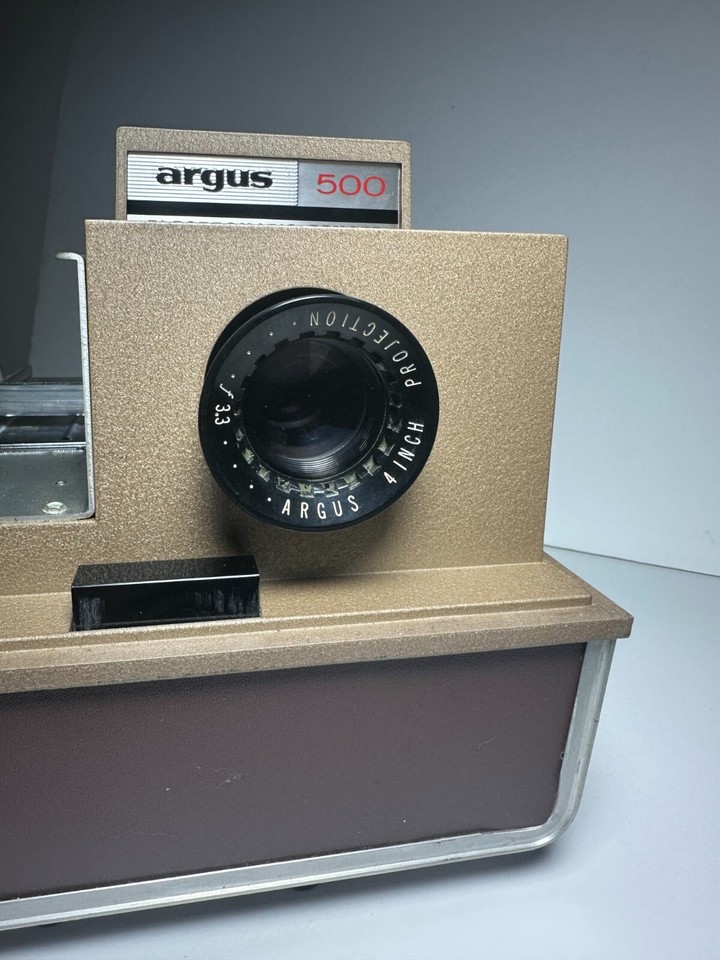 VINTAGE Argus Model 558 Slide Projector With Remote | eBay