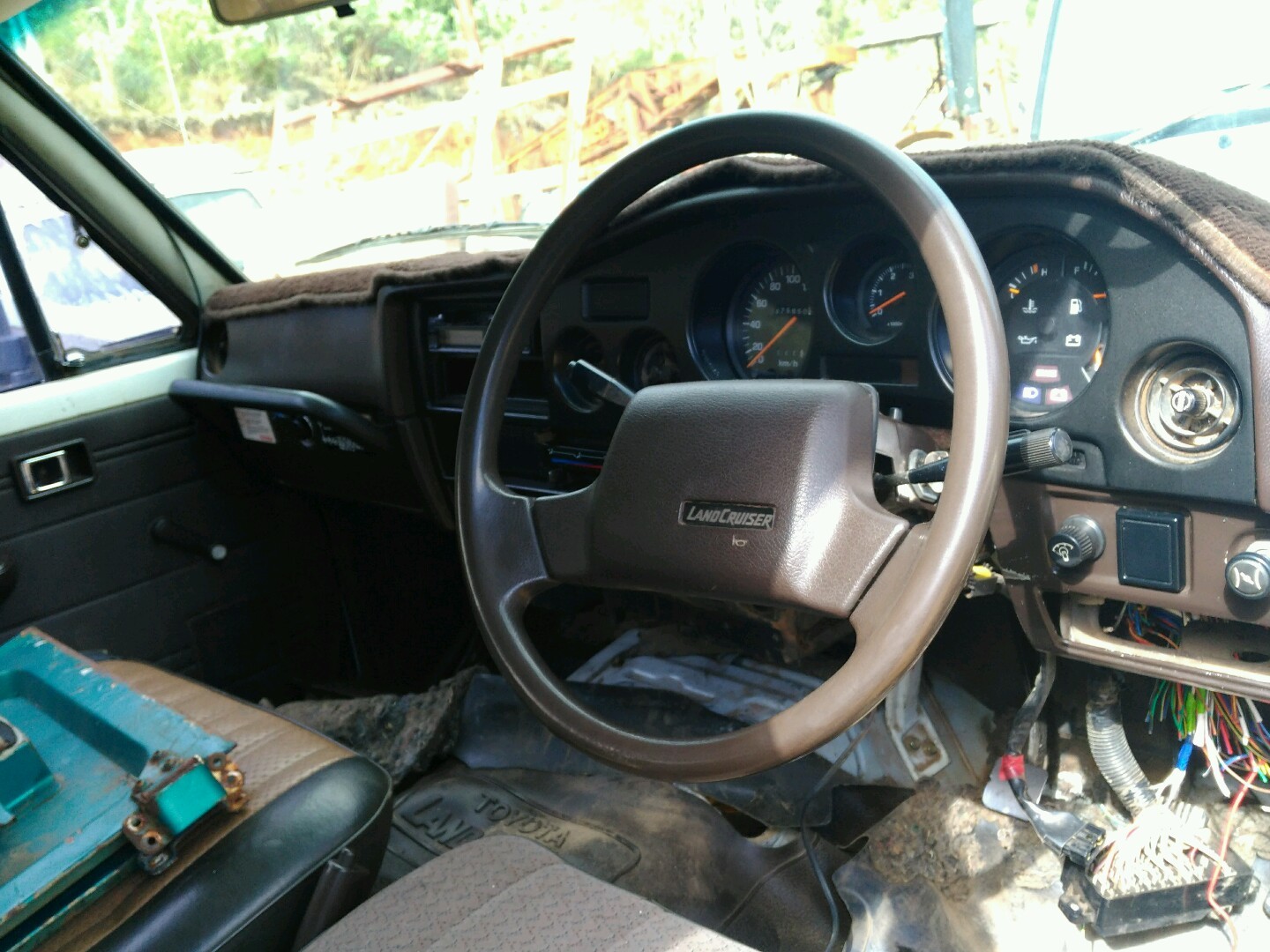 Wrecking only HJ62 2H Diesel Land Cruiser 1 Small Bolt for sale | eBay ...