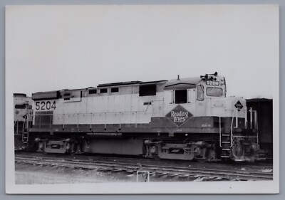 Railroad Photo - Reading Lines #5204 RSA-14 Locomotive Allentown PA ...