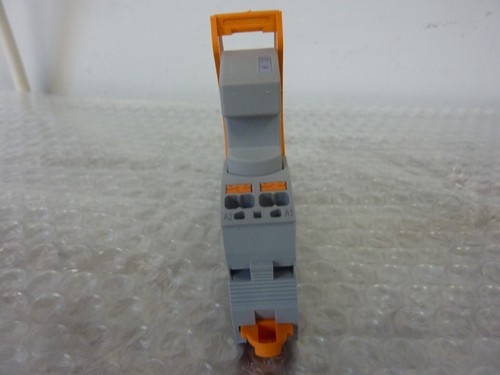 Phoenix Contact 2900931 RIF-1-BPT/2x21 Base w/ 2961192 Relay (23618) | eBay