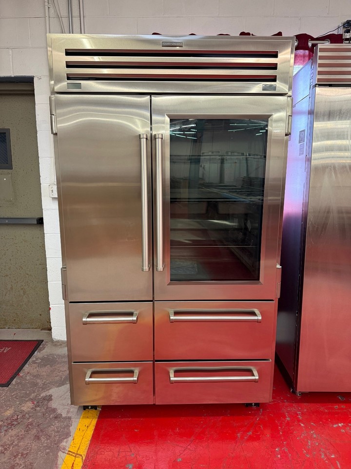 48” Subzero Pro Refrigerator Freezer PRO4850G (New Showroom 2019 Model ...
