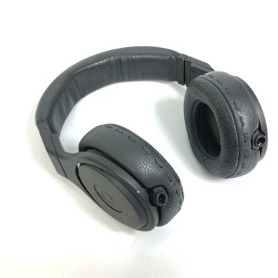 FENDI × Beats by Dr. Dre over ear headphone full leather FENDI × Beats by Dr. Dre over ear headphone full leather