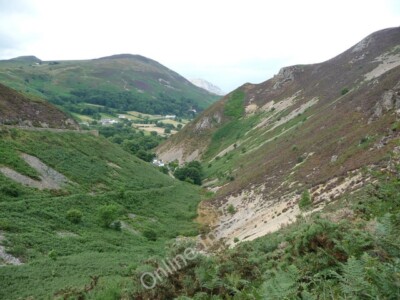 Photo 6x4 Footpaths and road into Bwlch Sychnant Capelulo Both a ...