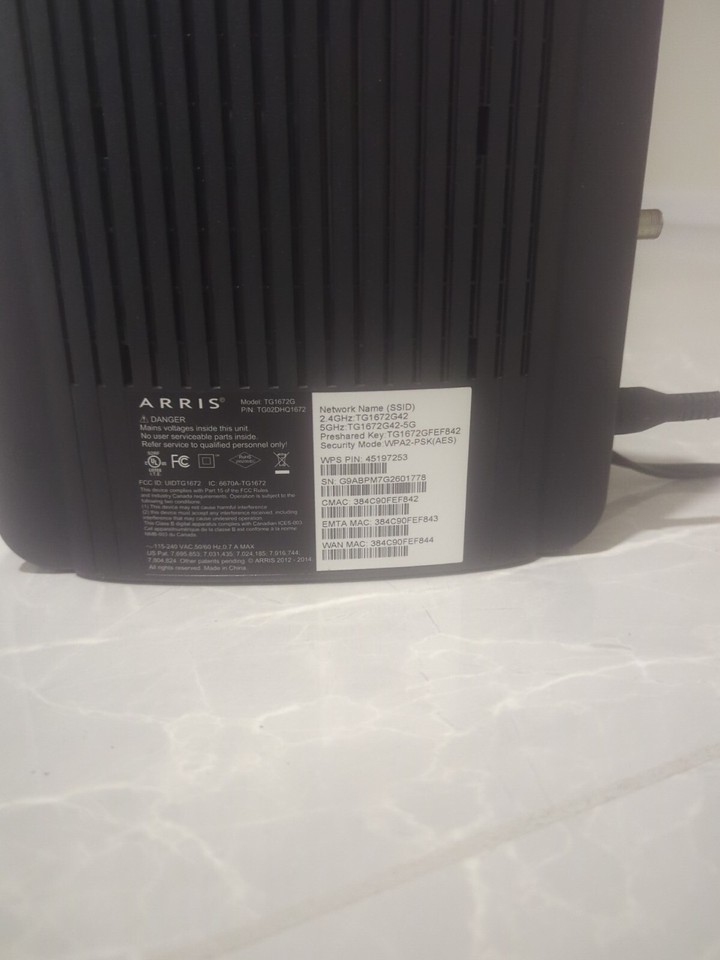 Arris TG1672G Touchstone Telephony Gateway WIFI (2.5GHz - 5.0GHz) 4 ...