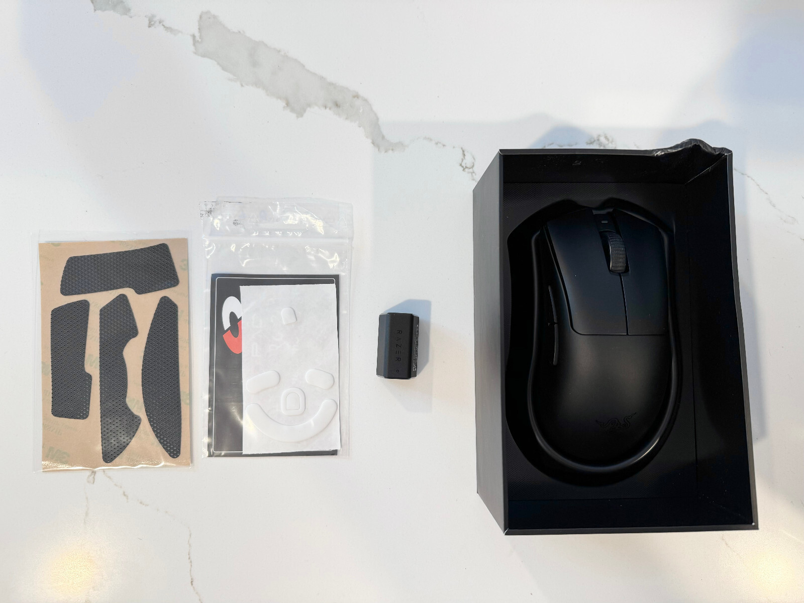 Razer DeathAdder V3 Pro Wireless Gaming Mouse, Black + 4k HyperPolling ...