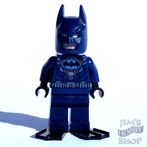 LEGO DC Comics Super Heroes (76010) Batman Blue Scuba Suit. Excellent ...
