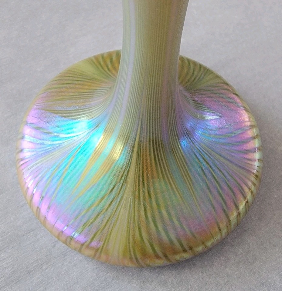 Antique QUEZAL Art Glass Vase Floriform "Pulled Feather" Iridescent ...