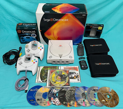 Sega Dreamcast HUGE LOT! Console, 2 Controllers, VMU, 10+ games, 2 ...