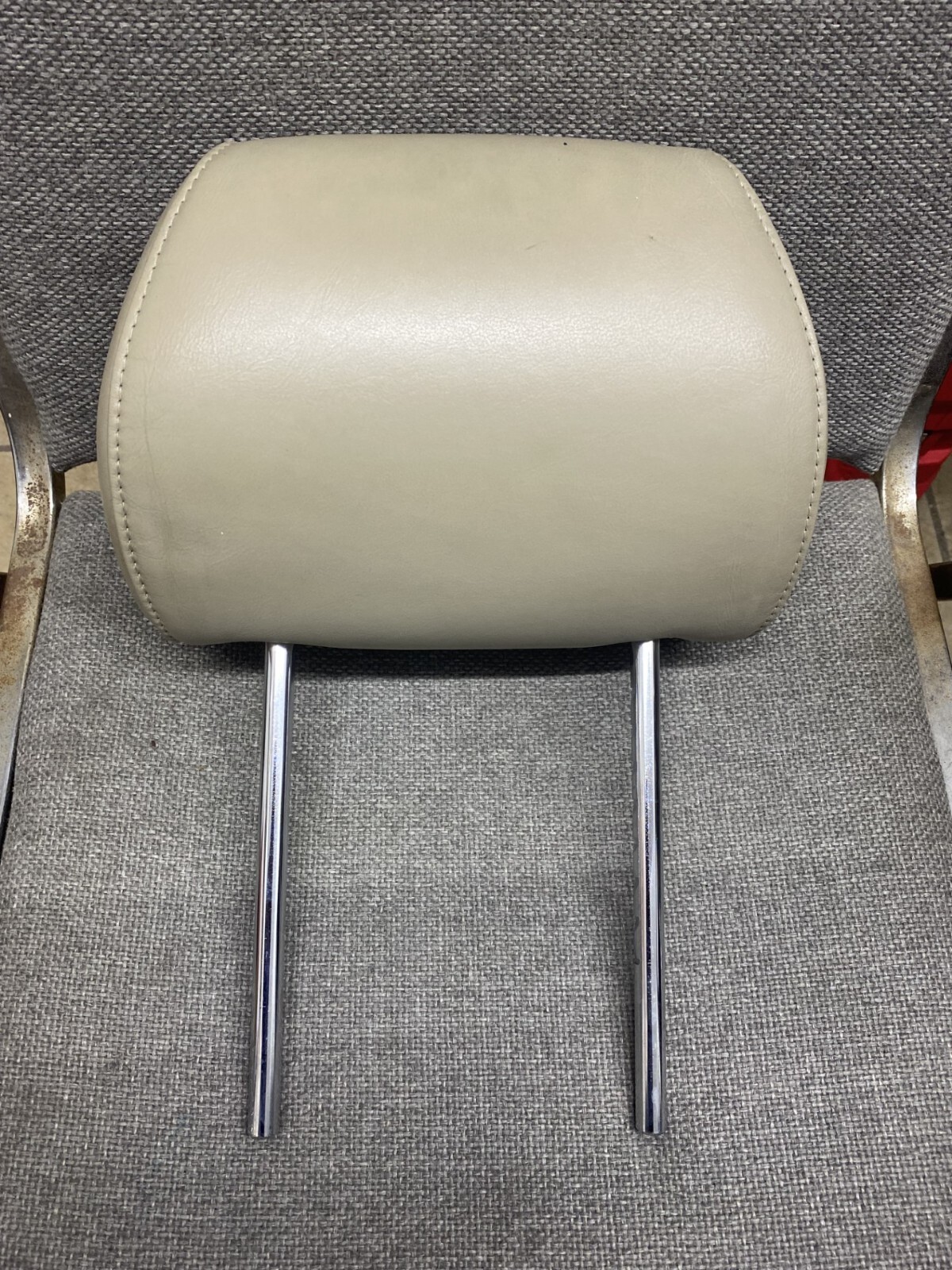 1999 2003 LEXUS Headrest Head Rest RX300 Driver OR Passenger Side Front ...