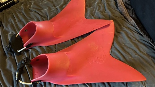 FORCE FIN L RED fishing diving fins scuba surfing RARE New Condition | eBay