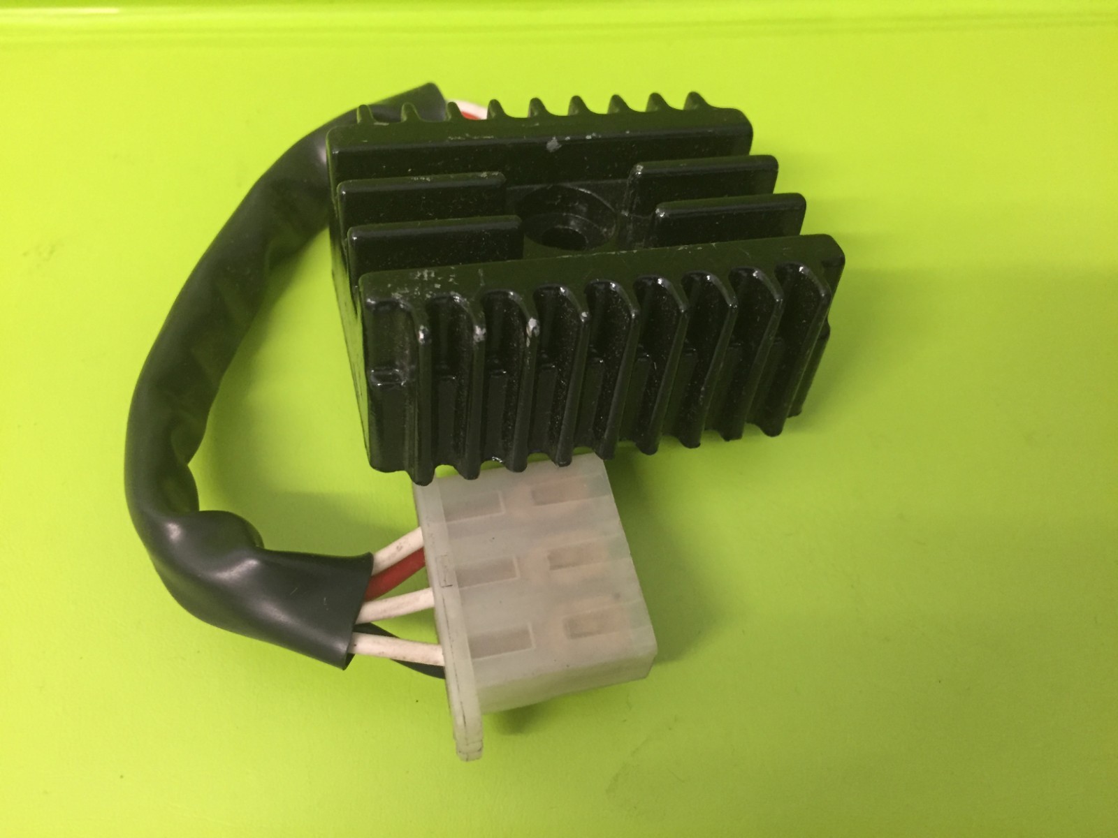 Yamaha NOS. XS500E, RD400D, XS360 RECTIFIER ASSEMBLY Part Number 1L9 ...