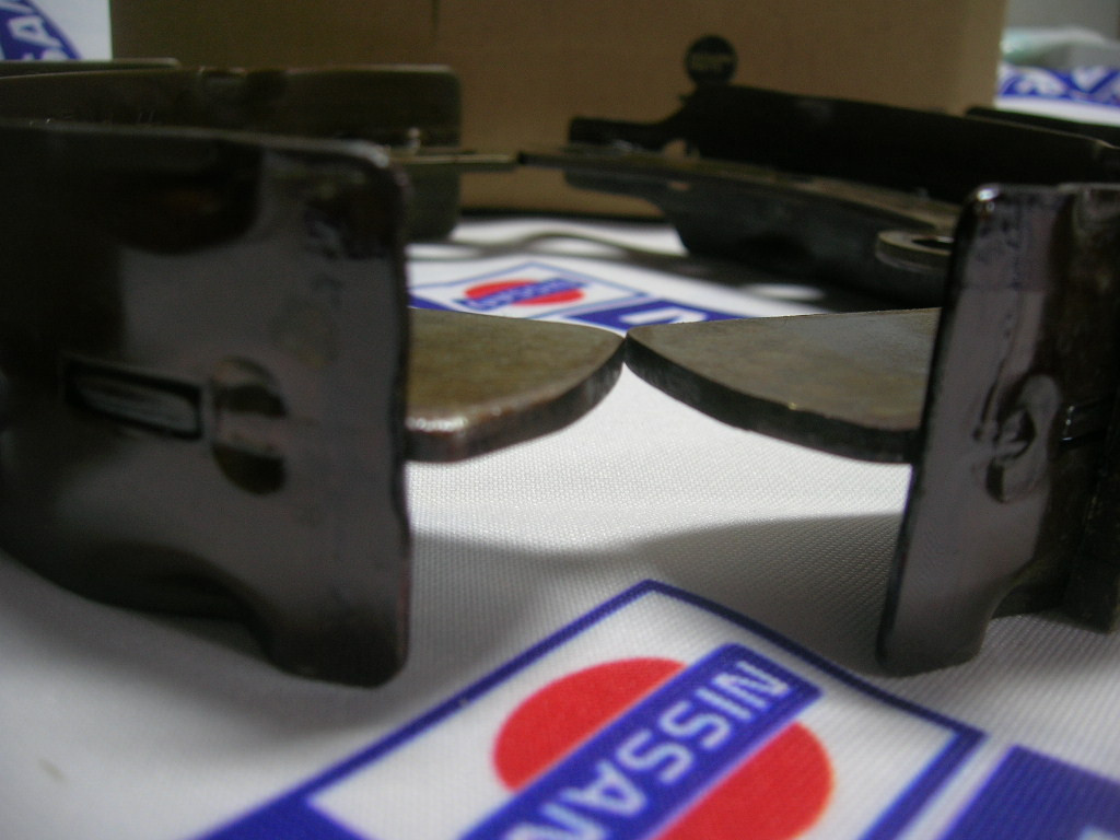 DATSUN 1200 Rear Brake Shoes Genuine (For NISSAN B10 B110 B210 120Y ...