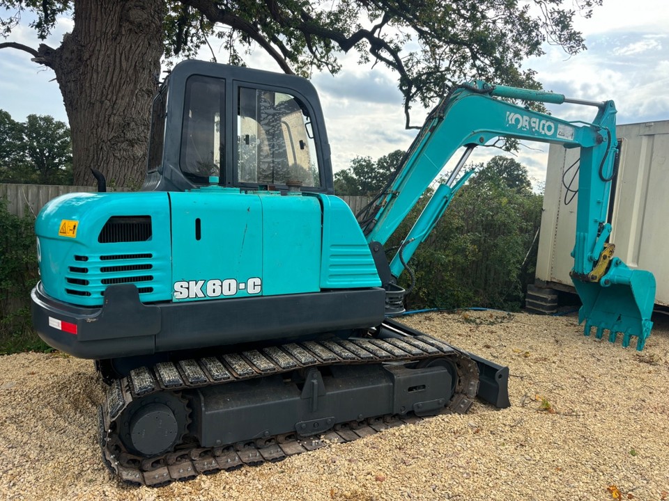 SK60 6 ton digger excavator c/w 2 buckets new track pads | eBay UK