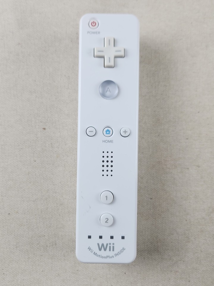 Nintendo Wii Mote Plus Controllet Lot Of 10 Fight Pad Classic Nunchuck ...