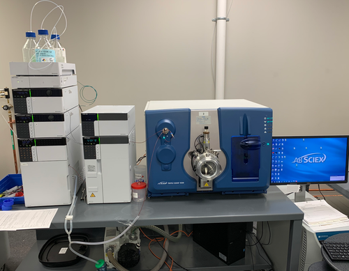 REFURBISHED SCIEX 4500 QQQ LC-MS/MS with Shimadzu 20xr LC, N2 generator ...