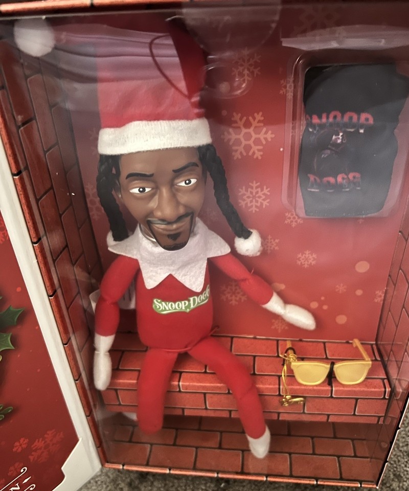 Martha Stewart Martha on a Mantle 2024 + Snoop On A Stoop SET Christmas ...