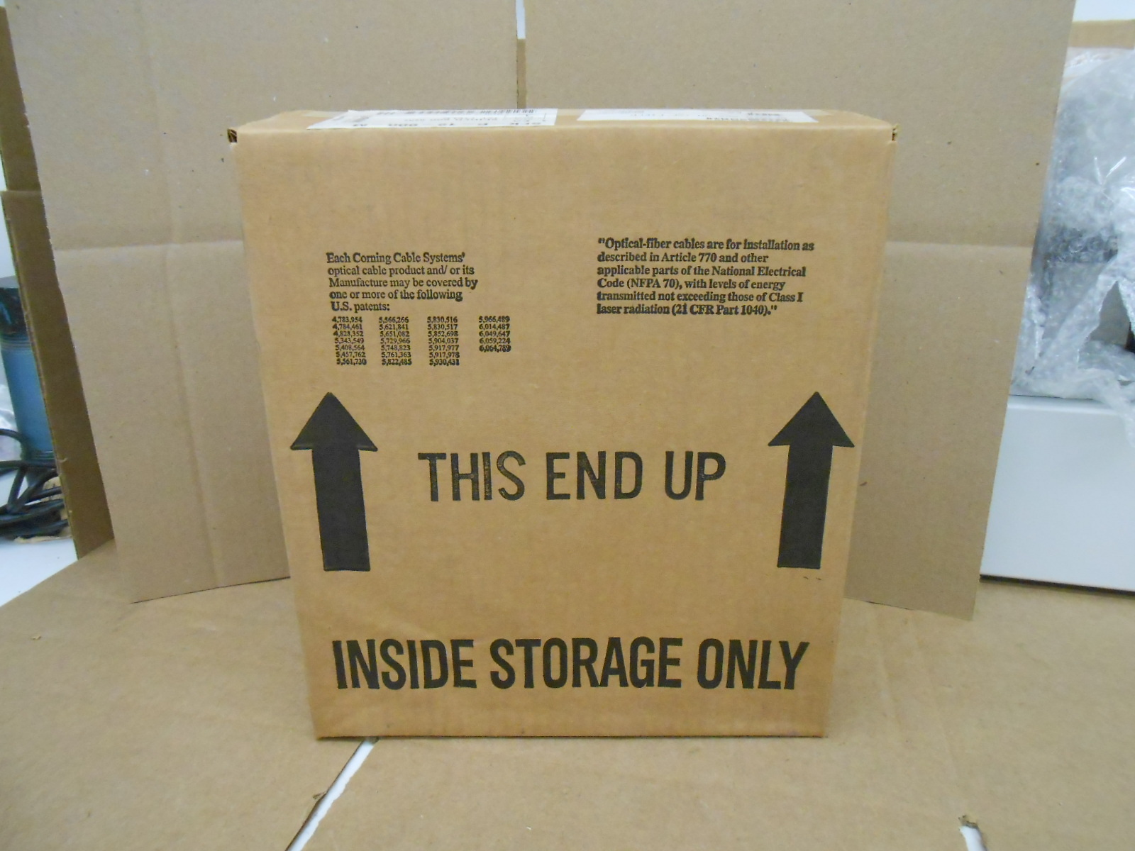 CORNING CABLE SYSTEMS SFK-P-12-900-M SPIDER FAN-OUT KIT 900MM 12F FIELD ...