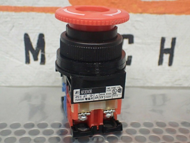 Fuji (1) AR30F0R-10B Pushbutton (1) AR30V0R Twist & (1) AR30PR-311B ...