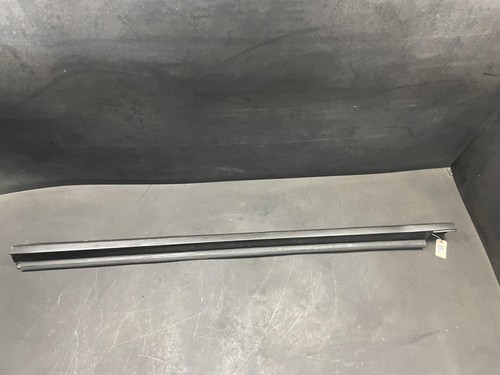 Left Rocker Panel Molding 2020 GMC Acadia 84031988 2017 2018 2019 2021 ...