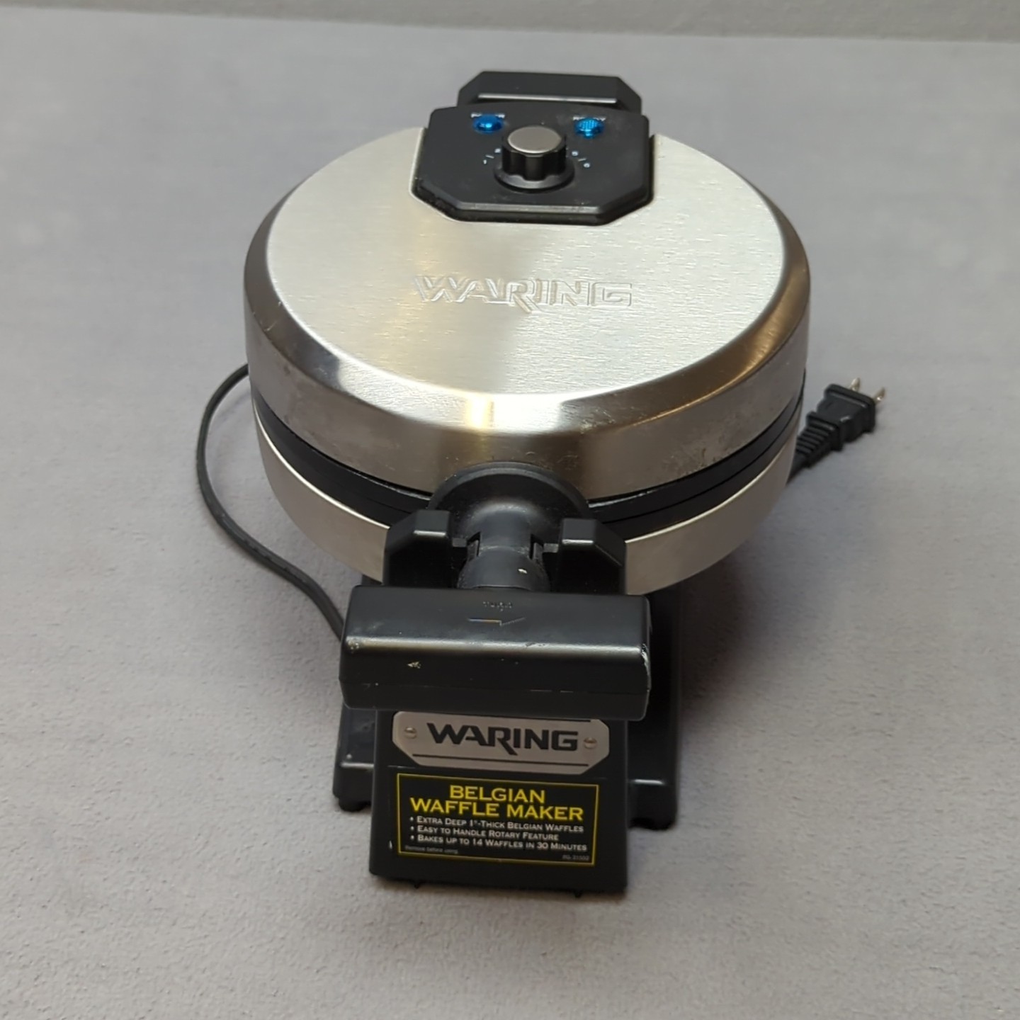 Waring Professional Belgian Waffle Maker Model# WMK200 Stainless Steel ...