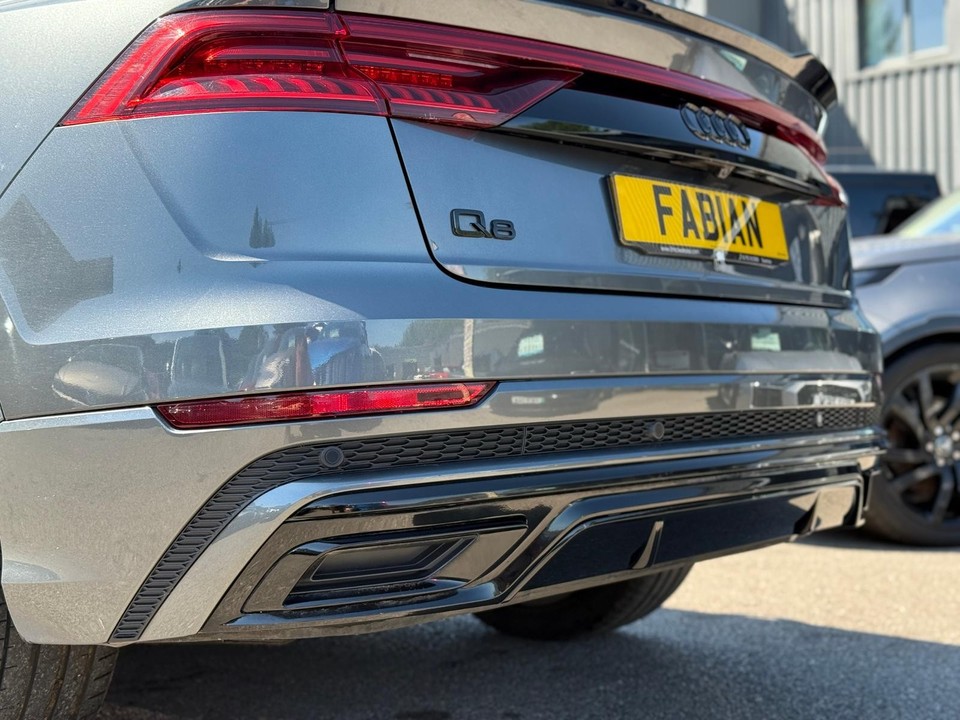 2019 Audi Q8 S LINE 50 TDI QUATTRO **Maxton Kit - RSQ8 Look's - Ghost ...