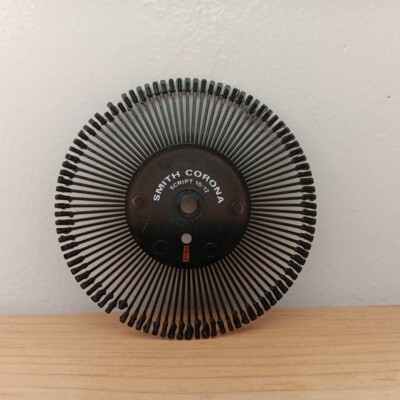 Typewriters & Word Processors - Daisy Wheel