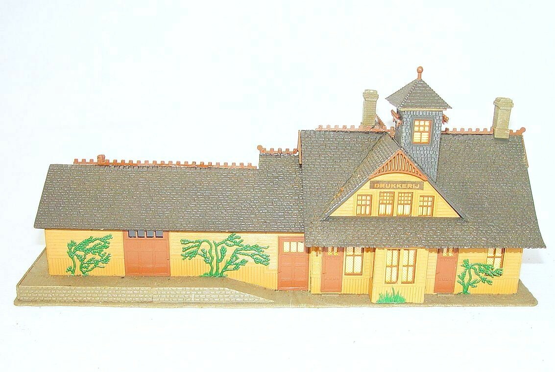 Pola Quick Playcraft HO 1:87 USA "RICO" RAILWAY STATION BUILDING Ready ...