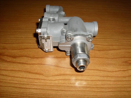 Airesearch Flow Divider and Drain Valve 394396-1-1 Garrett TPE331 | eBay