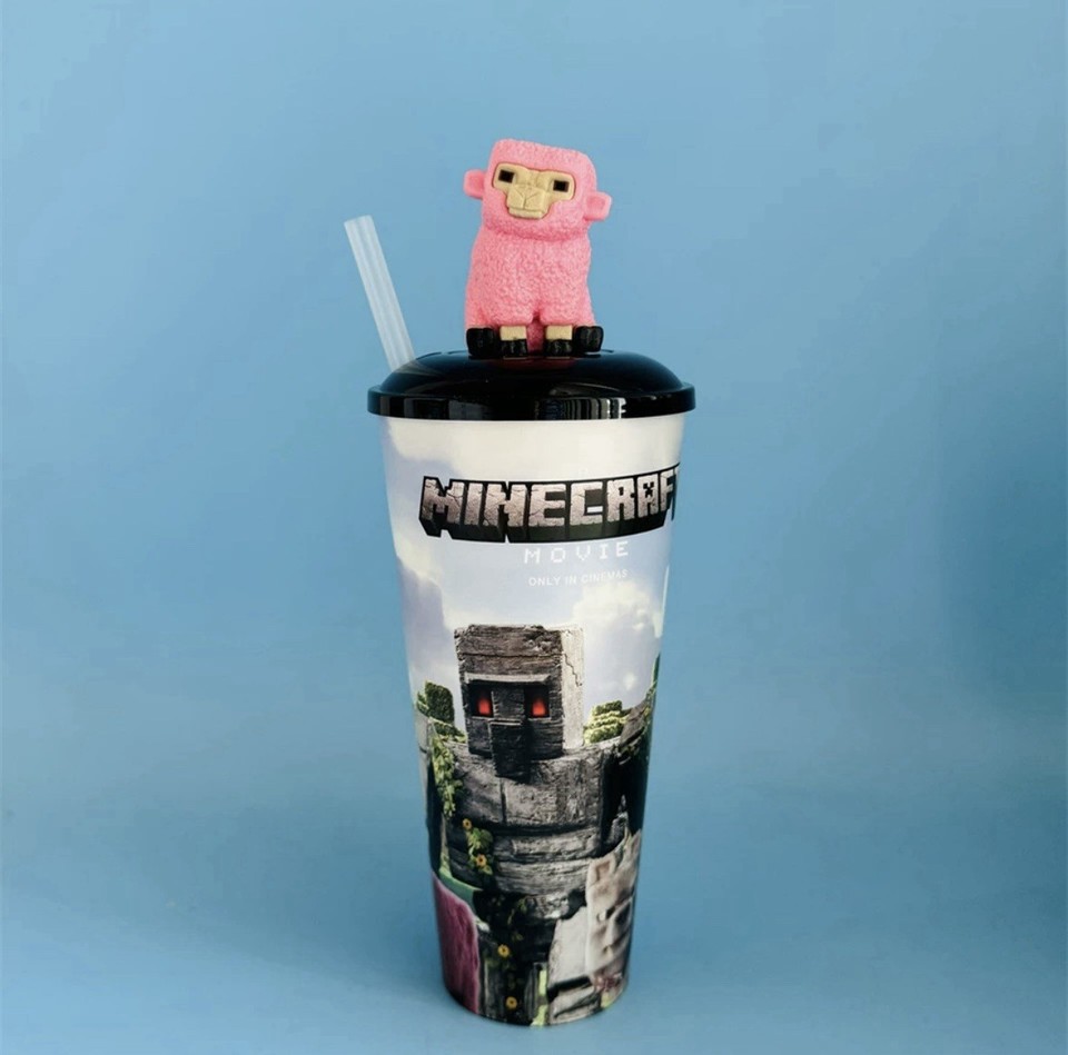 Minecraft Vue Cinema drink cups & figure toppers FULL COMPLETE SET 7/7 ...