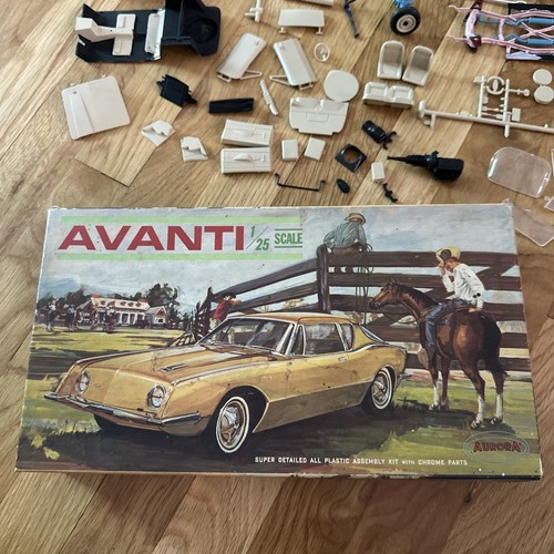 Aurora Avanti 1/25 Scale Model Kit with Chrome Parts | eBay