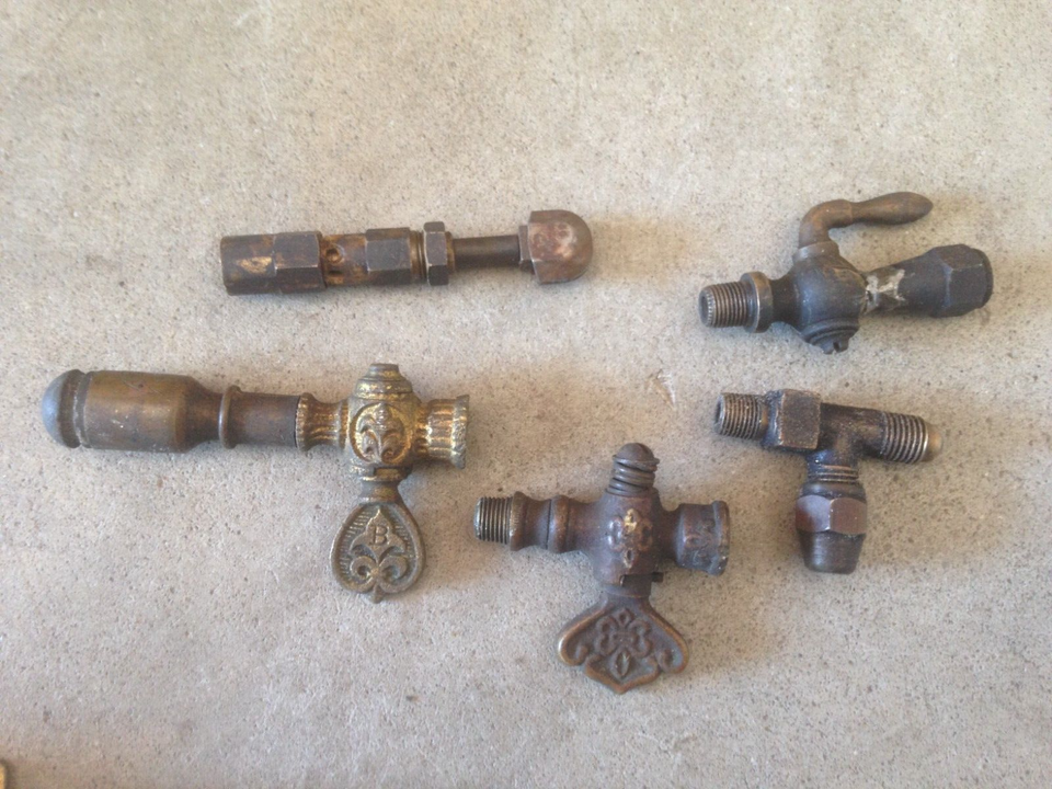 VINTAGE LOT OF 5 VARIOUS TYPES OF BRASS PARTS PETCOCK/GAS LIGHT SHUT ...
