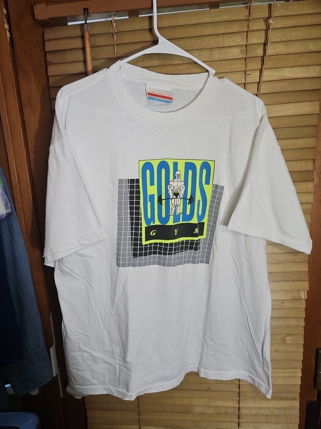 True Vintage 80s 90s Single Stitch Golds Gym Art Tee … - Gem