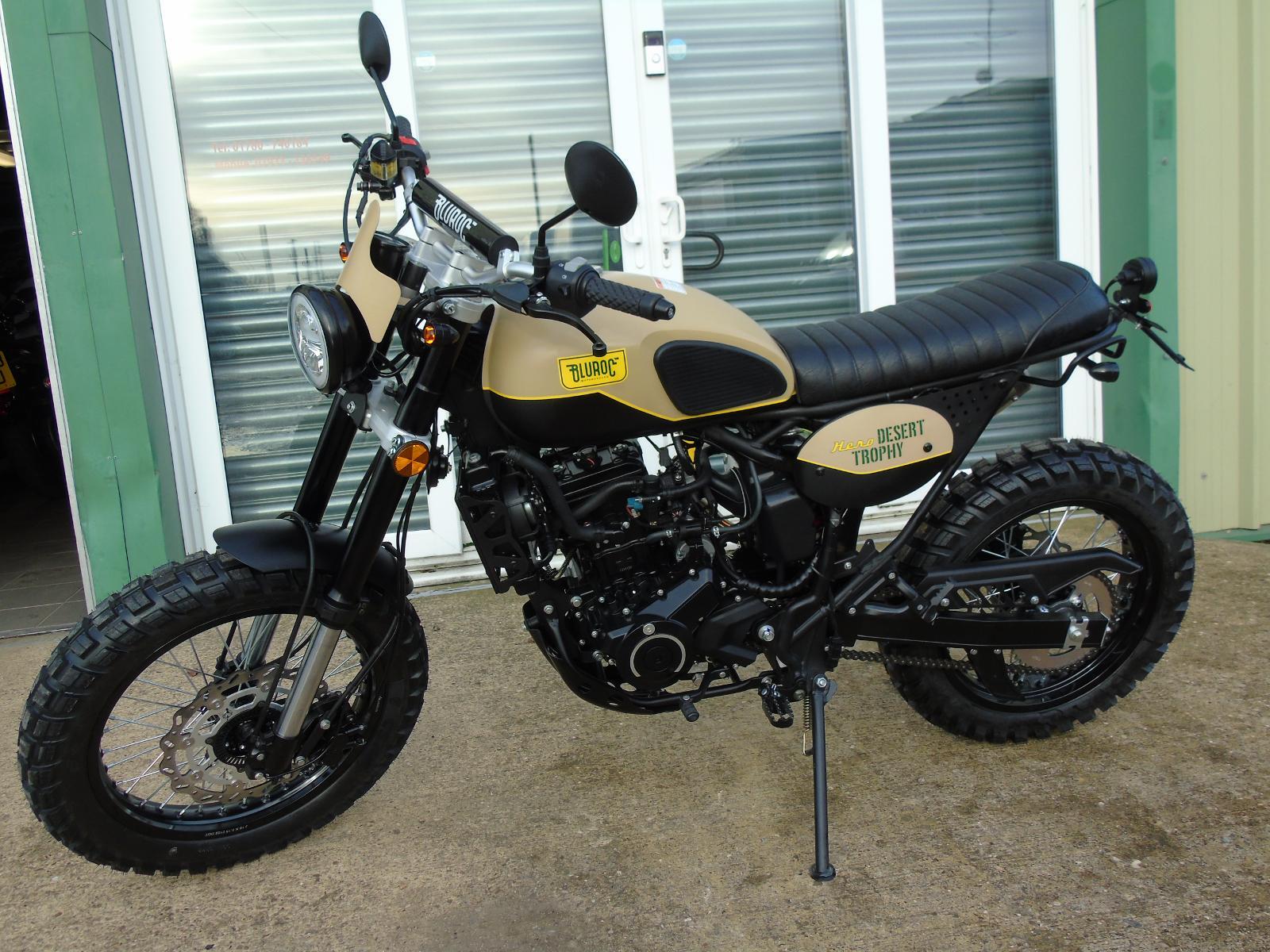 Bullit Bluroc Motorcycles Hero 250cc 2025 Brand New Desert Trophy ...
