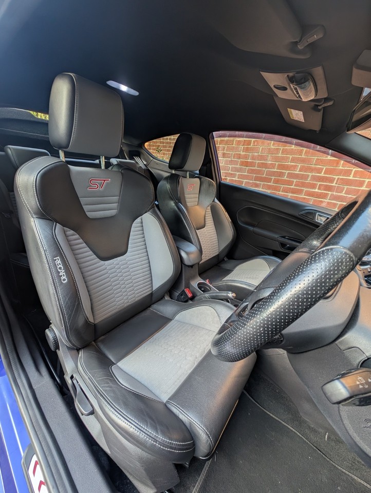 2015 Ford Fiesta ST3 1.6 Turbo Red 180 BHP - Sat Nav ST ST2 Recaro Mods ...
