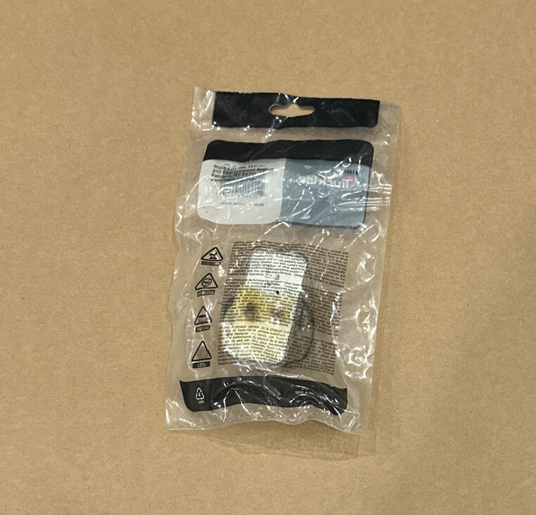 Truck-Lite 15208 15 Series License Plate Light INcandescent 1 Bulb ...