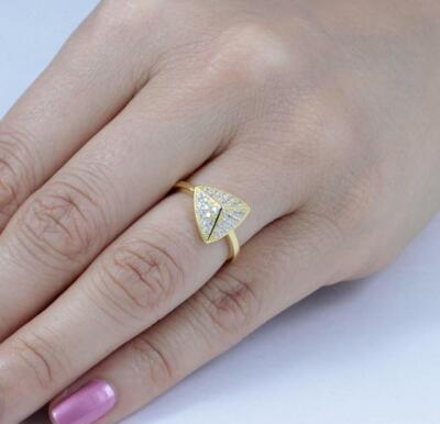 1.5ct Round Cut Moissanite Engagement Ring Pyramid Inspired Yellow Gold ...