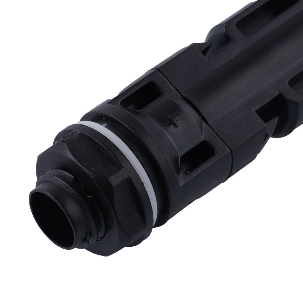 Photovoltaic Connectors Coupling Power Connector IP67 Inside And ...