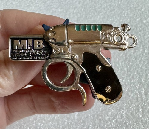 Universal Studios Men In Black MIB Gun Pin | eBay