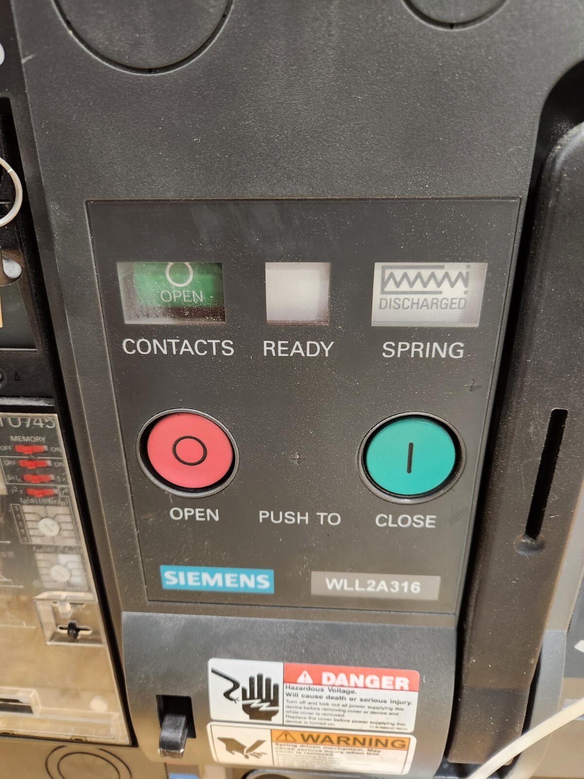 Siemens Cubicle Bus Circuit Breaker 1600 A WLL2A316 ETU745 1200A Plug ...