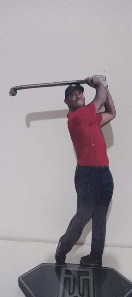 TIGER WOODS 8" DISPLAY STANDEE Figure Statue Cutout Doll Toy golf desk ...