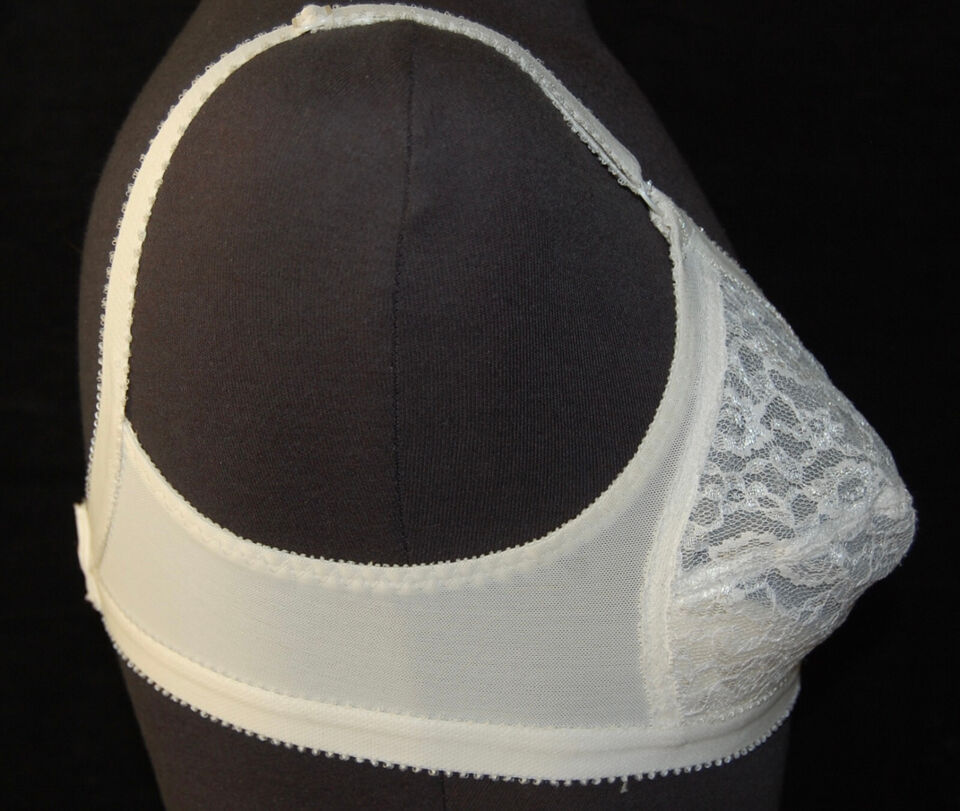 3 Vtg Playtex Cross Your Heart Bullet bras 34B sheer lace under cup ...