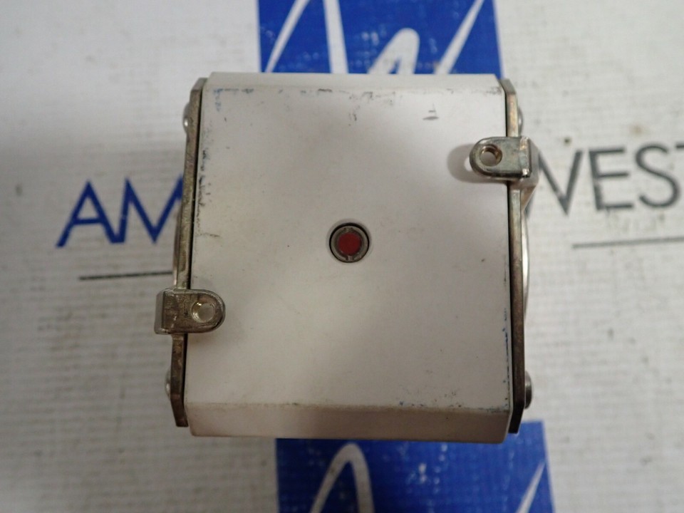 Ferraz Shawmut Z301552 600A 700V Protistor Fuse A070URD73TTI0600 | eBay