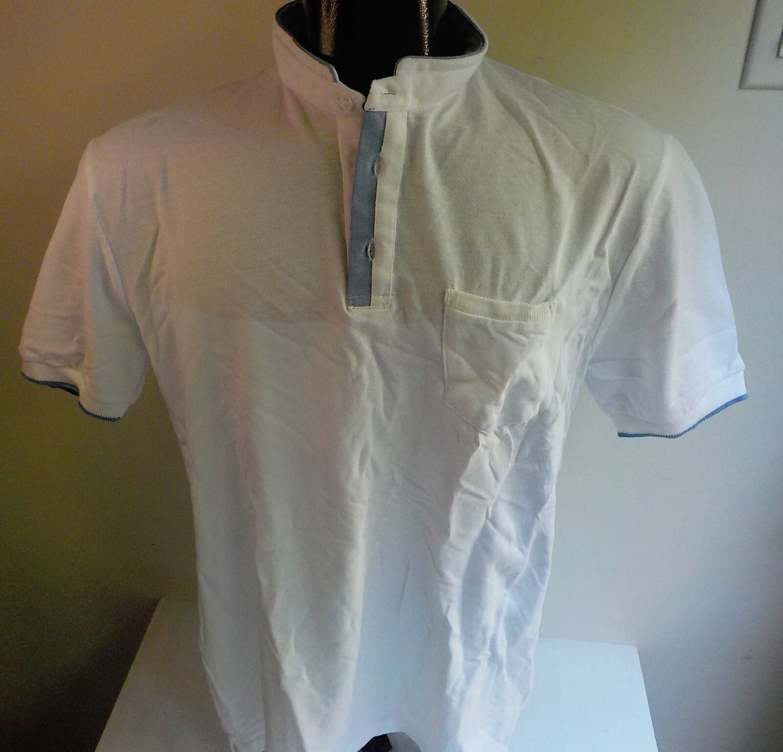 ZARA MAN SS Banded Collar 3 Button Polo Style Shirt White w/Blue SZ ...