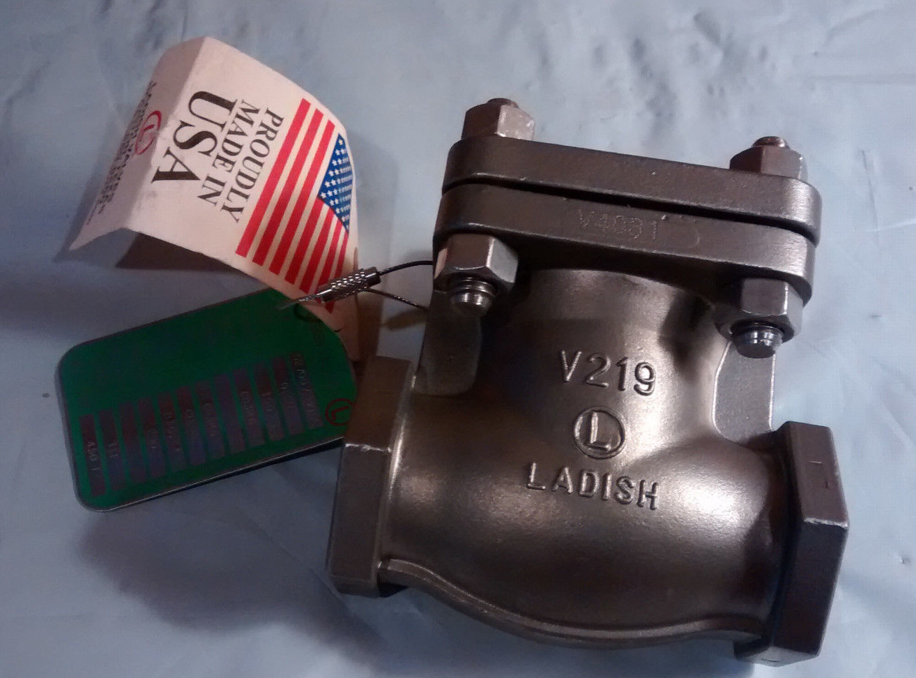 New Ladish Valve 1/2" 5270073005C Lift Check Valve CD3MN Flanged ...