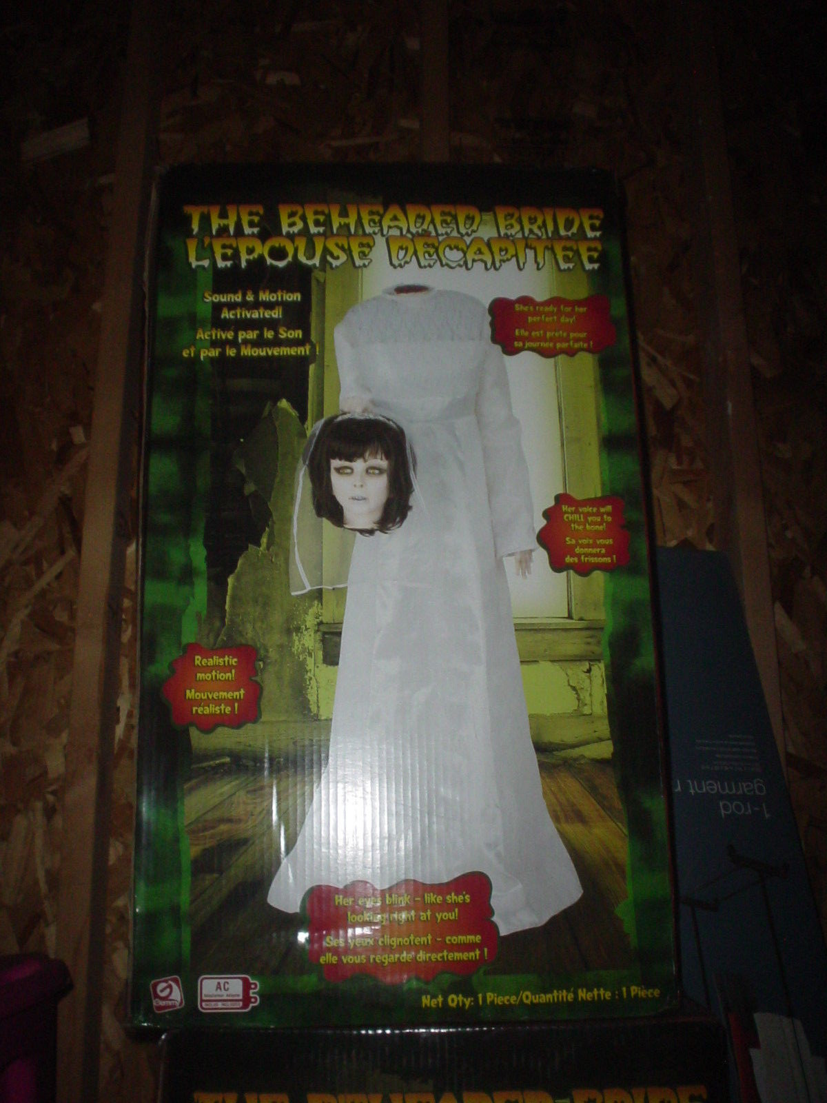 GEMMY LIFE-SIZE HALLOWEEN (THE BEHEADED/HEADLESS BRIDE) INDOOR DECOR/PROP - NEW | eBay